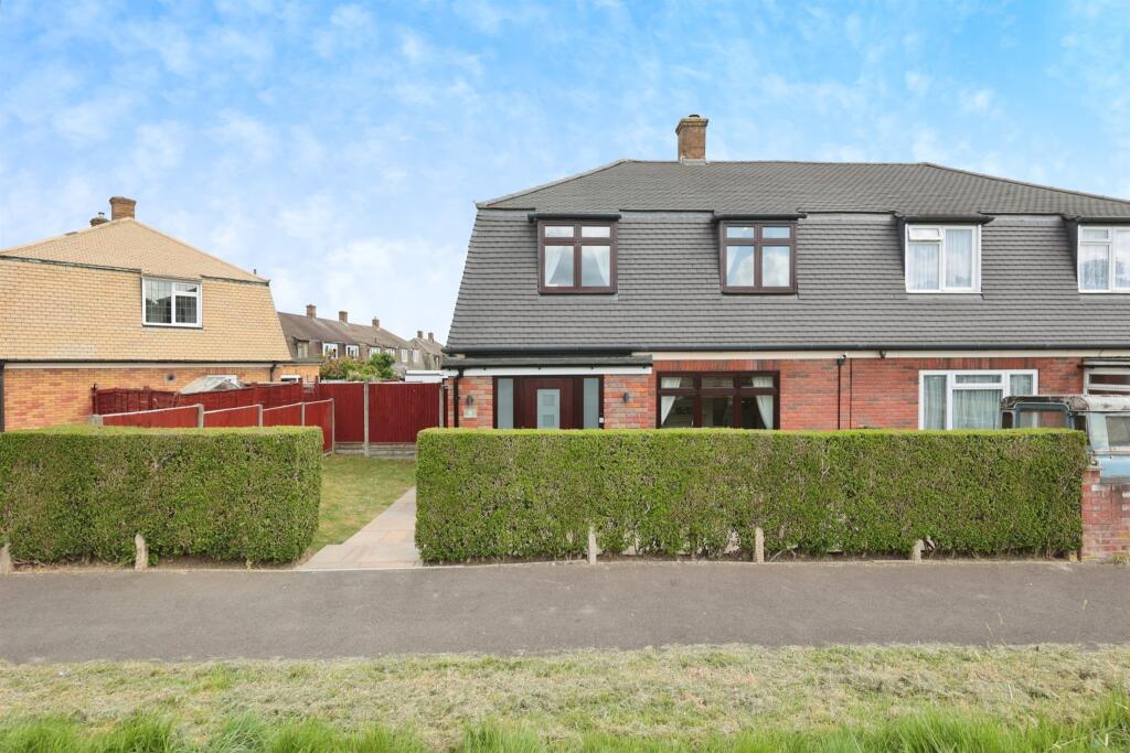 3 bedroom semi-detached house for sale in Newbiggin Path, Watford, WD19