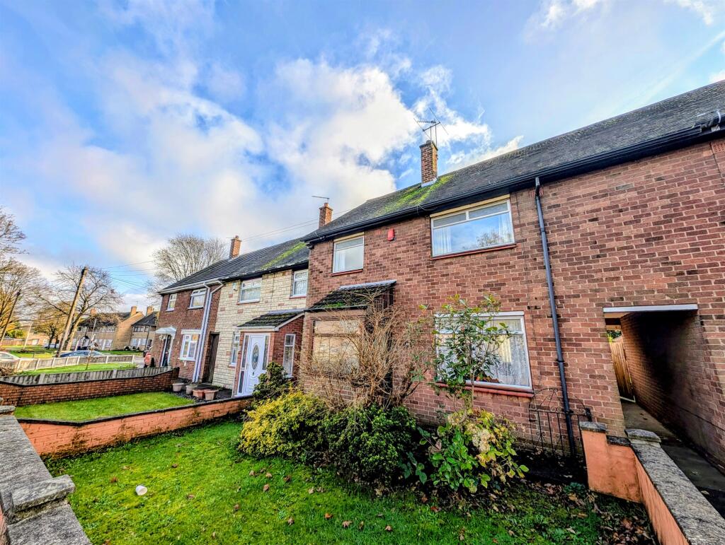 3 bedroom terraced house for sale in Sutton Way, Great Sutton ...