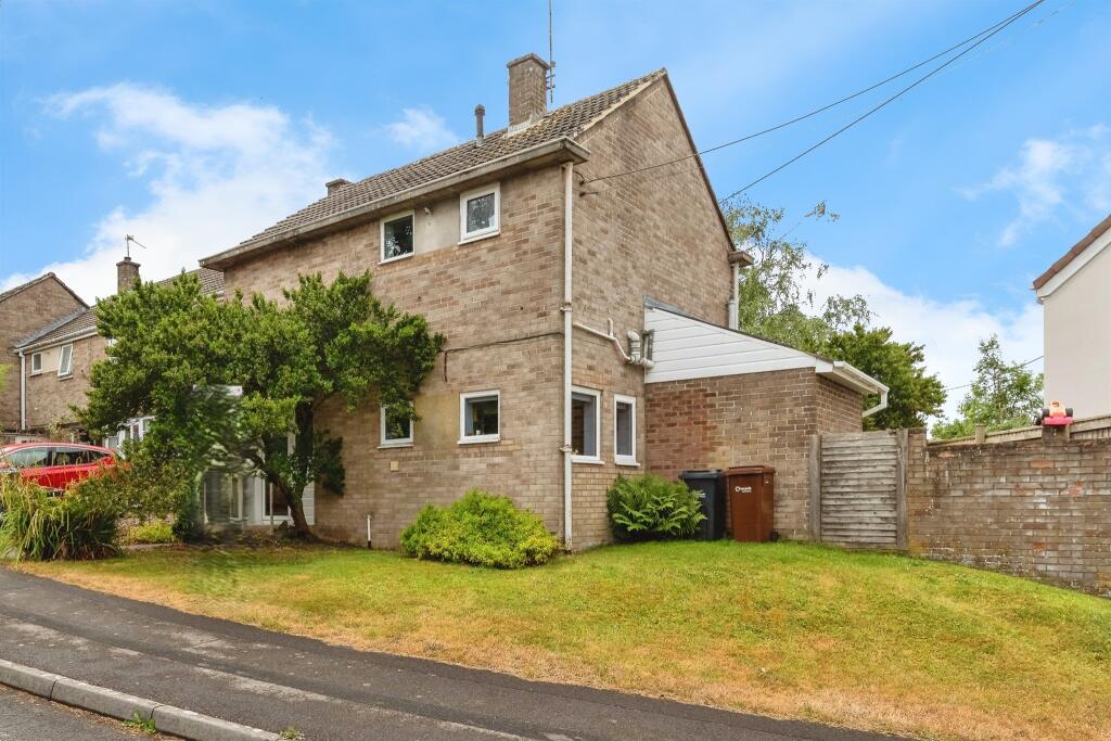 2 bedroom end of terrace house for sale in Pinewood Way, North Colerne ...
