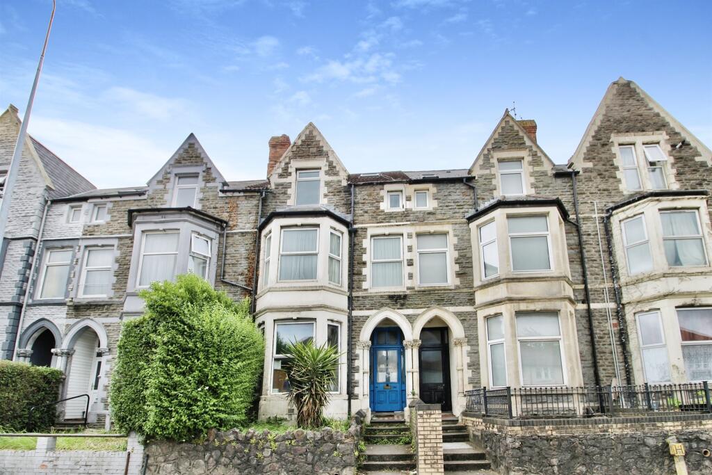1 bedroom flat for sale in Newport Road, Roath, Cardiff, CF24