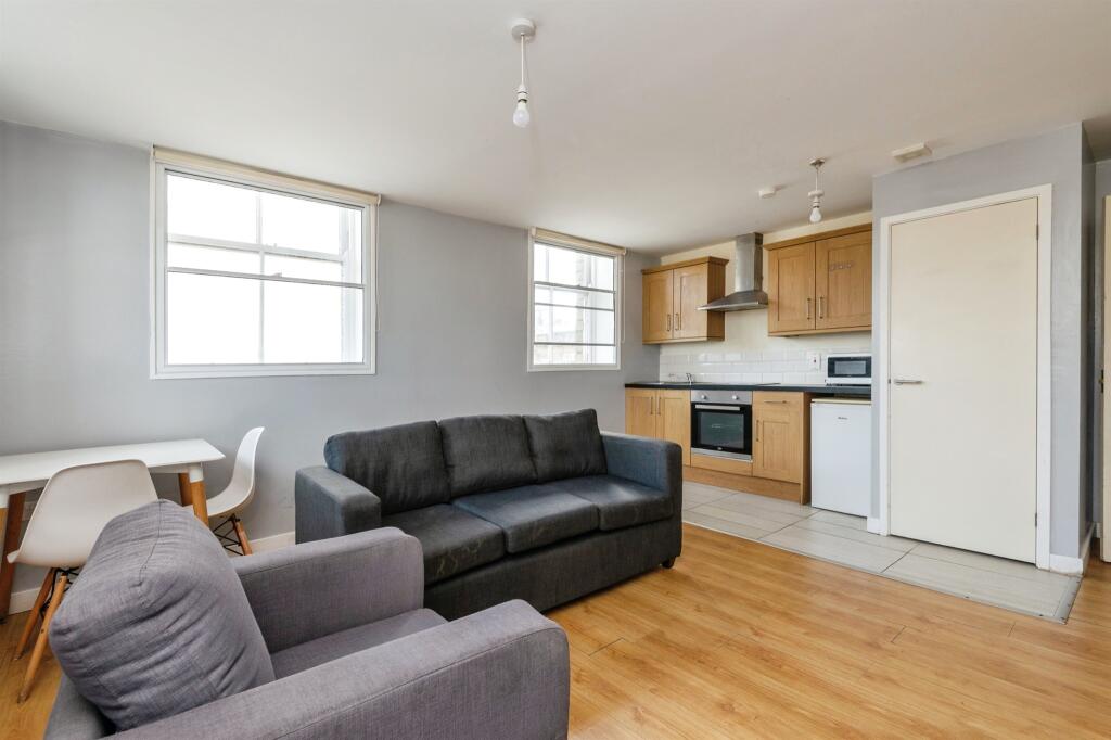 1 bedroom flat for sale in Cheapside, Bradford, BD1