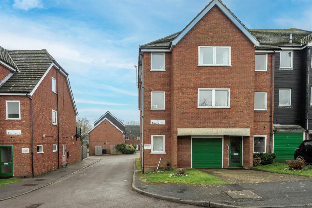 1 bedroom apartment for sale in The Orchards, Longfield Road, Tring, HP23