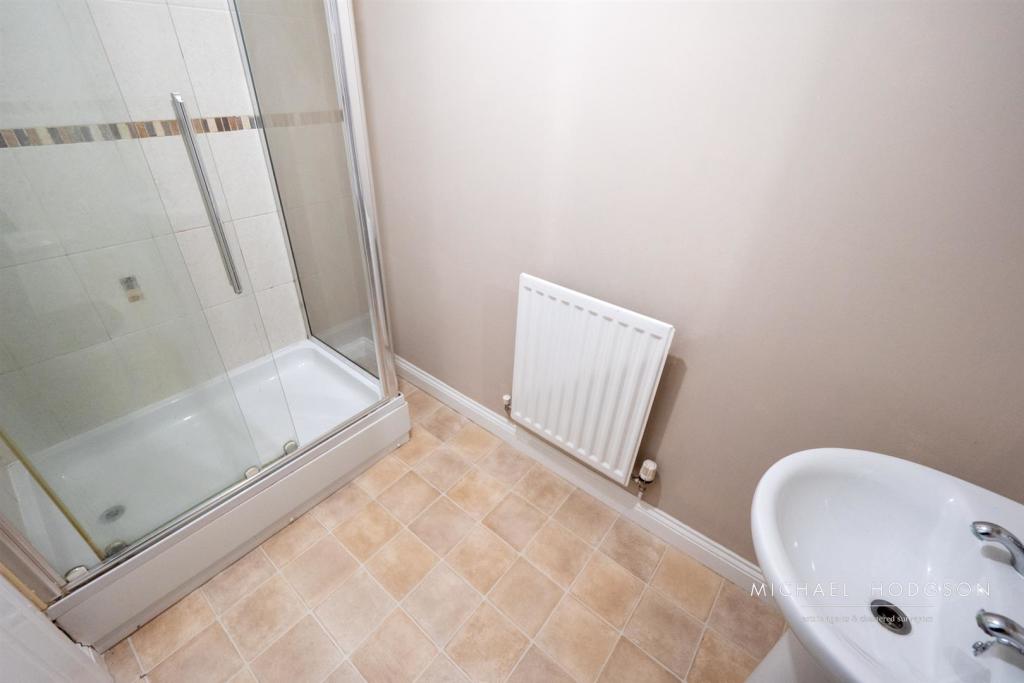 5 bedroom terraced house for sale in Aylesford Mews, Greystoke Manor ...