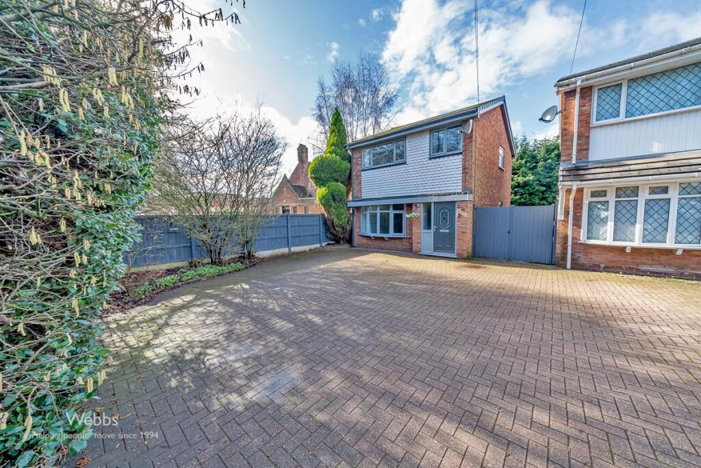 3 bedroom detached house for sale in Cannock Road, Featherstone ...