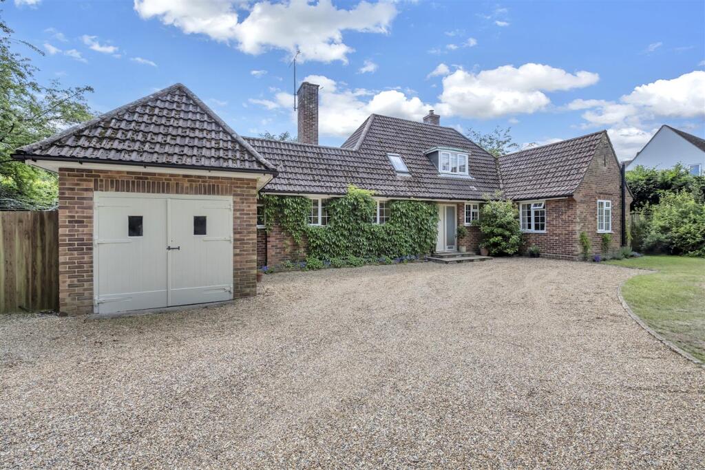 4 bedroom detached house for sale in Church Road, Elmswell, Bury St ...