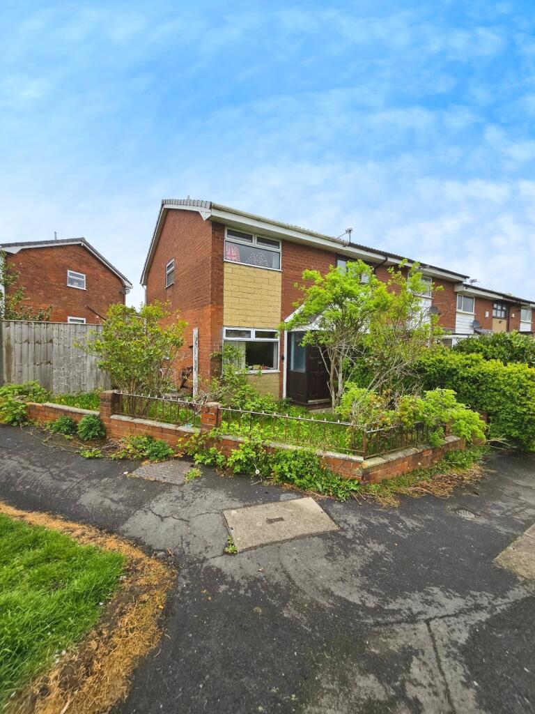 2 bedroom semi-detached house for sale in Lonsdale Walk, Orrell, Wigan ...
