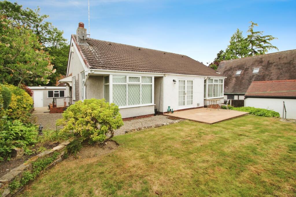 3 bedroom bungalow for sale in Mayors Walk Avenue, Pontefract, West ...