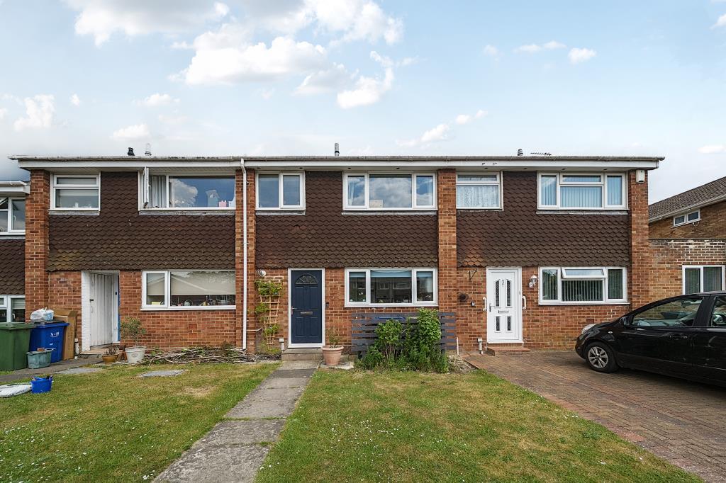 3 bedroom terraced house for sale in Risinghurst, Oxford, OX3