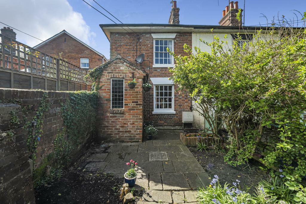 2 bedroom end of terrace house for sale in Hungerford, Berkshire, RG17