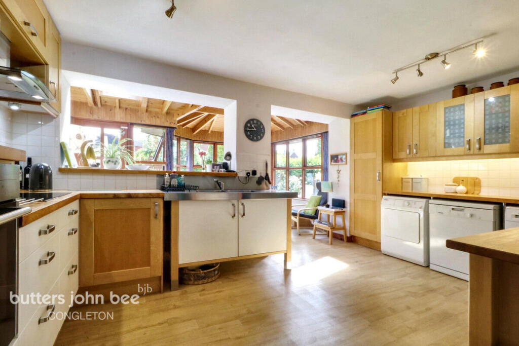 4 bedroom detached house for sale in Havannah Lane, Buglawton ...