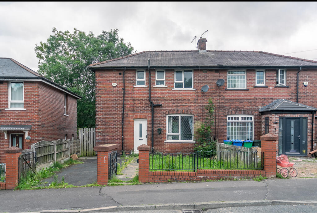 3 bedroom semi-detached house for sale in Newark Road, Syke, Rochdale, OL12