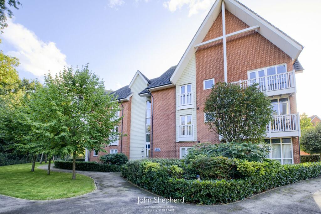 2 bedroom flat for sale in Woodshires Road, Solihull, B92