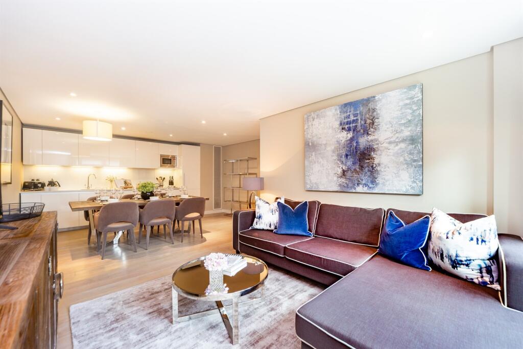 3 bedroom flat for rent in Merchant Square, Merchant Square, London, W2