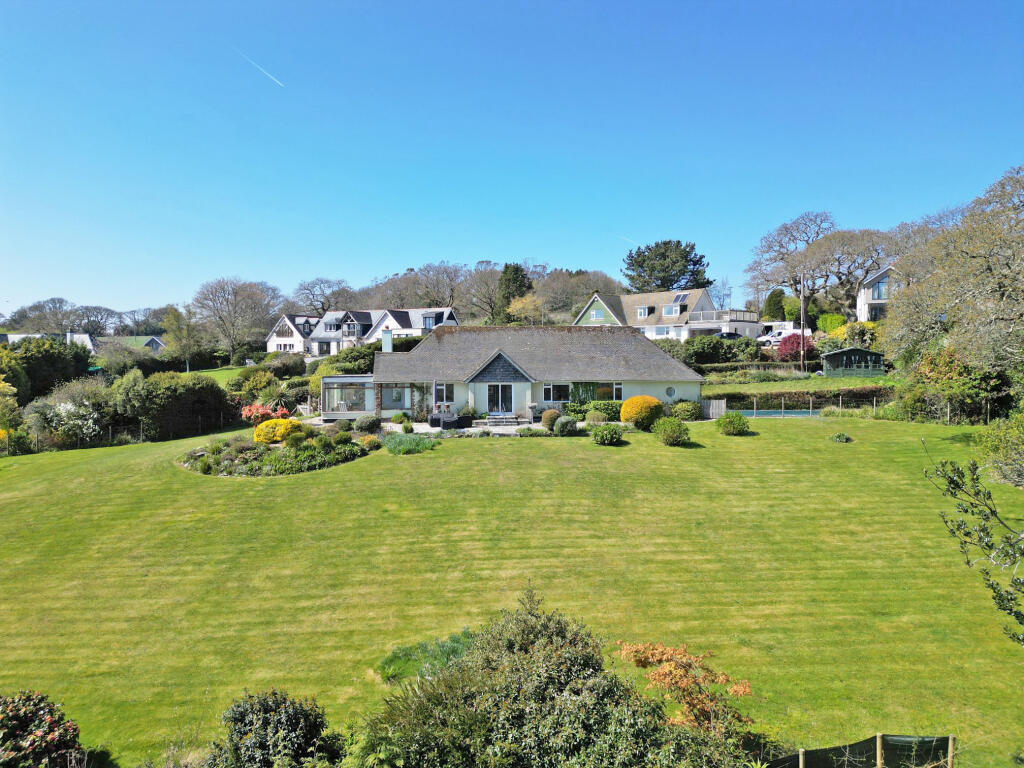 3 bedroom detached bungalow for sale in Green Close, Feock - less than ...