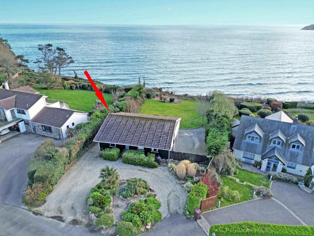 5 bedroom detached house for sale in Duporth Bay, South Coast, Cornwall ...