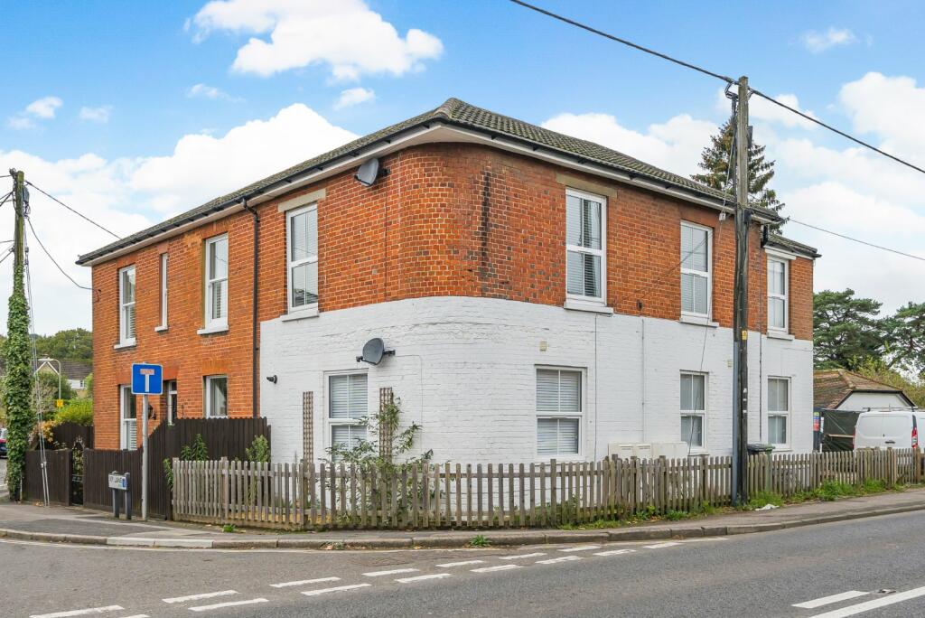 2 bedroom flat for sale in Swaythling Road, West End, Southampton ...