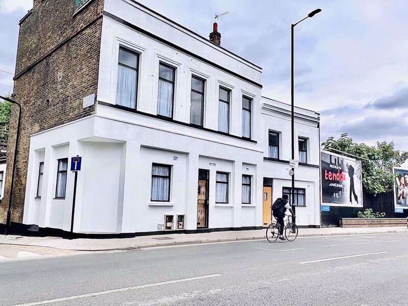 5 bedroom semi-detached house for rent in Morning Lane, Homerton E9