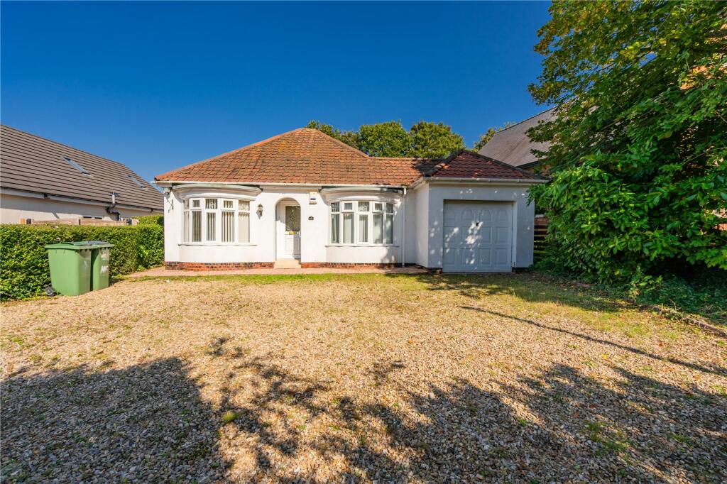 2 Bedroom Bungalow For Sale In Humberston Avenue Humberston Grimsby