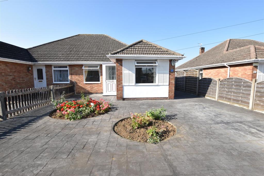 3 Bedroom Bungalow For Sale In Coniston Avenue Scartho Dn33