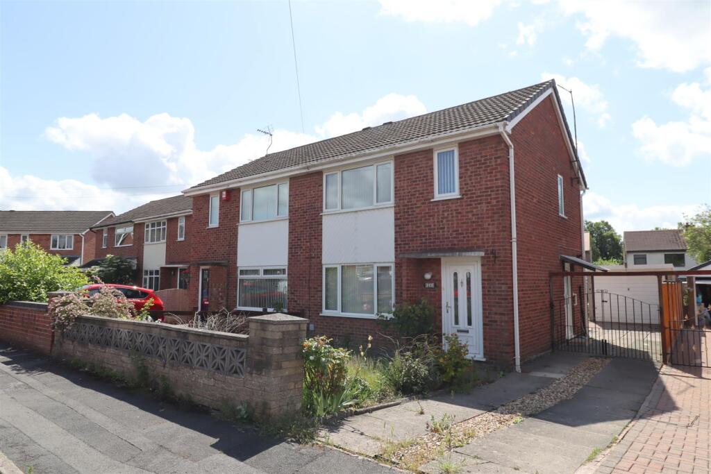 3 bedroom semi-detached house for sale in Cavendish Road, Crewe, CW2