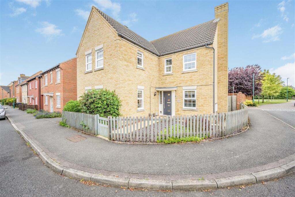 5 bedroom detached house for sale in Shearling Drive, Lower Cambourne ...