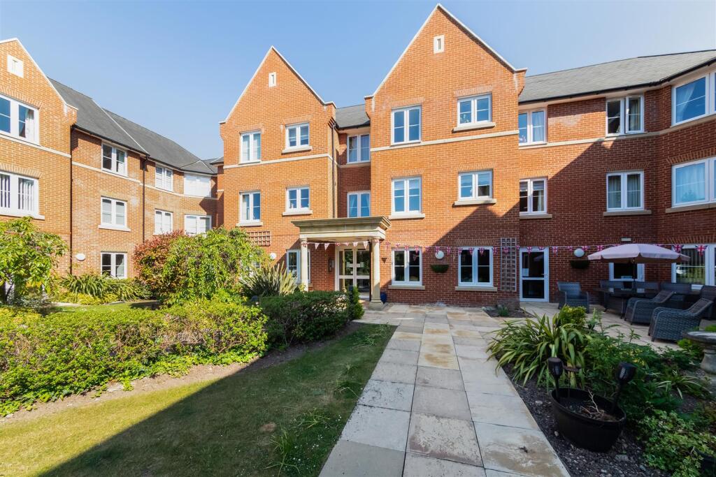 2 bedroom retirement property for sale in Foxhall Court, School Lane ...