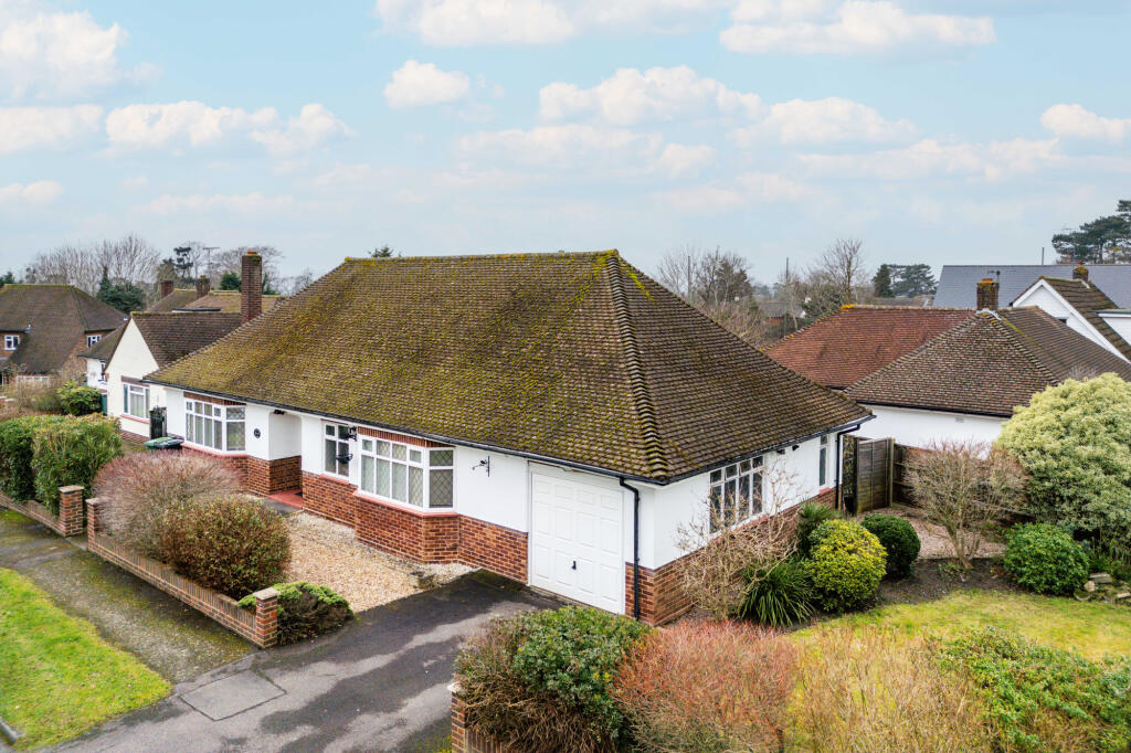 3 bedroom bungalow for sale in Ashtead Village, KT21