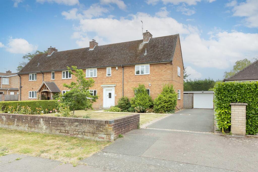 4 bedroom semi-detached house for sale in Lime Tree Avenue, Bilton ...