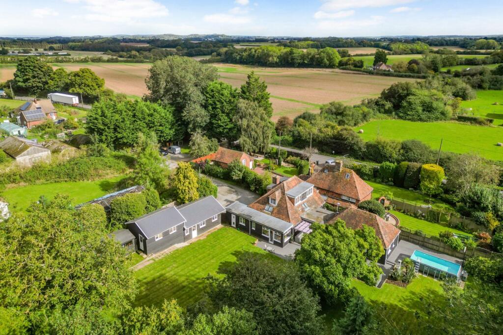 4 bedroom detached house for sale in Biggin Farm, Faversham Road ...