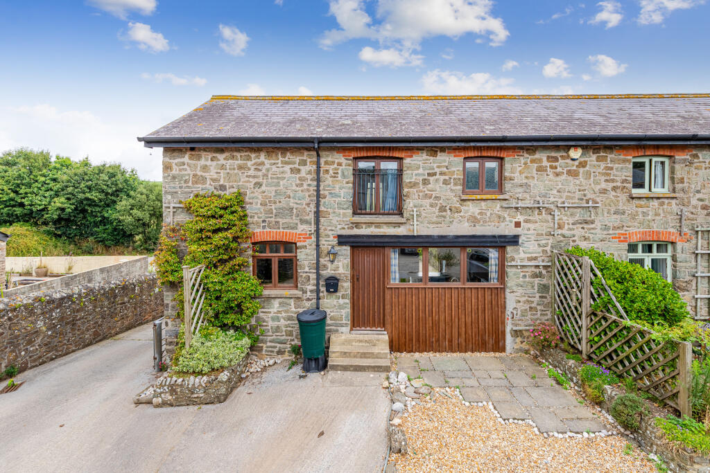 2 bedroom barn conversion for sale in South Huish Farm, South Huish, TQ7