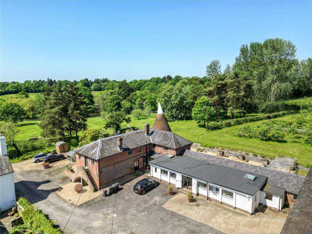 4 Bedroom Detached House For Sale In Lephams Bridge Buxted Uckfield