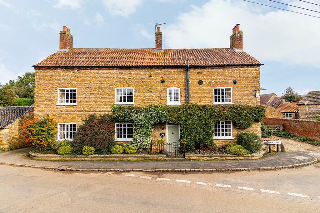 5 bedroom farm house for sale in Wilds Farmhouse, Main Street, Branston ...