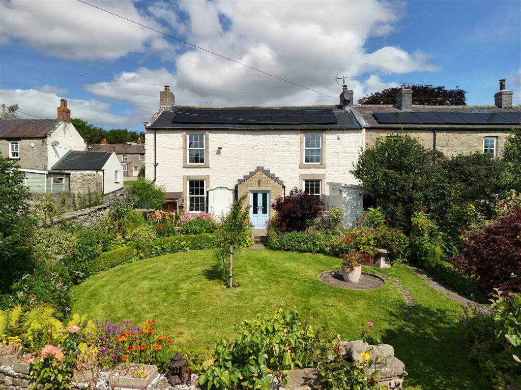 Free property report Hilltop House, Bellerby, Leyburn, DL8 5QN - Chimnie