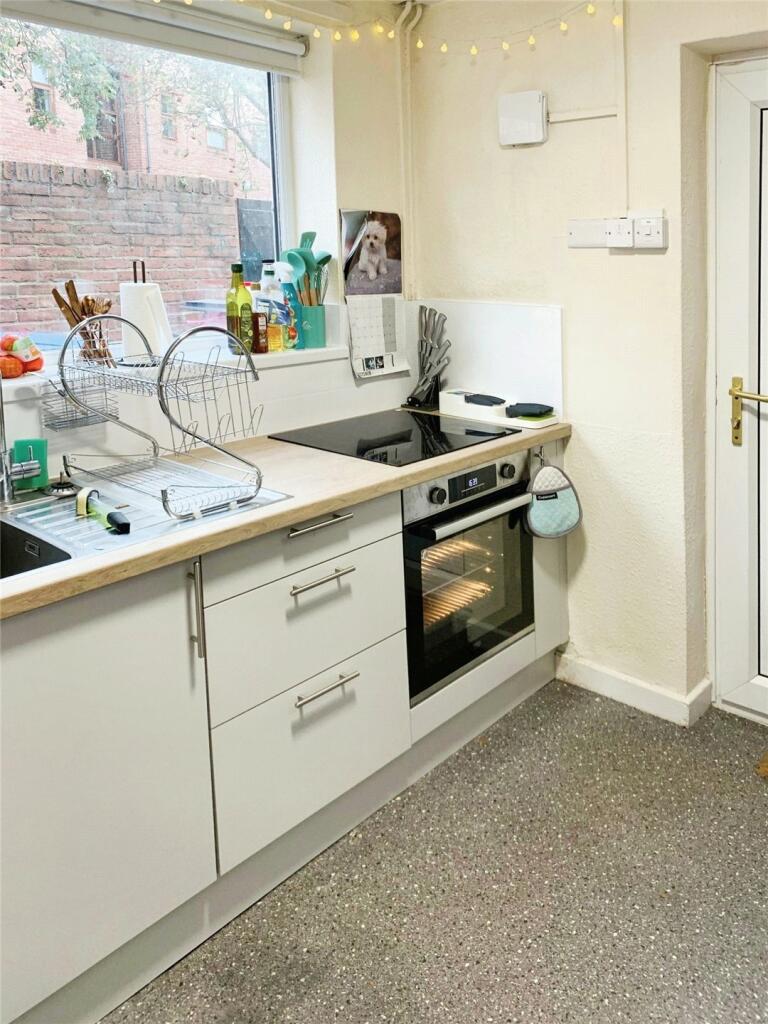 3 bedroom terraced house for rent in Crossgate, Durham, DH1