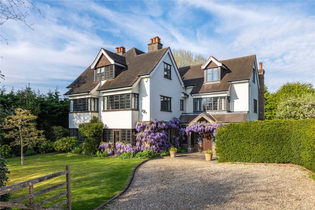 7 bedroom detached house for sale in Hillier Road, Guildford, Surrey, GU1