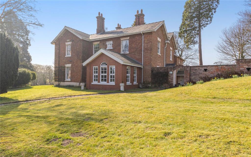 5 bedroom detached house for sale in Binbrook House, Grimsby Road ...