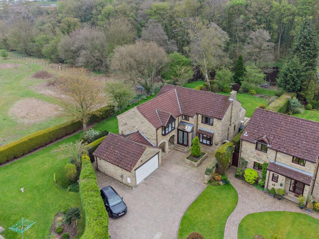 5 bedroom detached house for sale in Abbey Road, Knaresborough, HG5 8HX ...