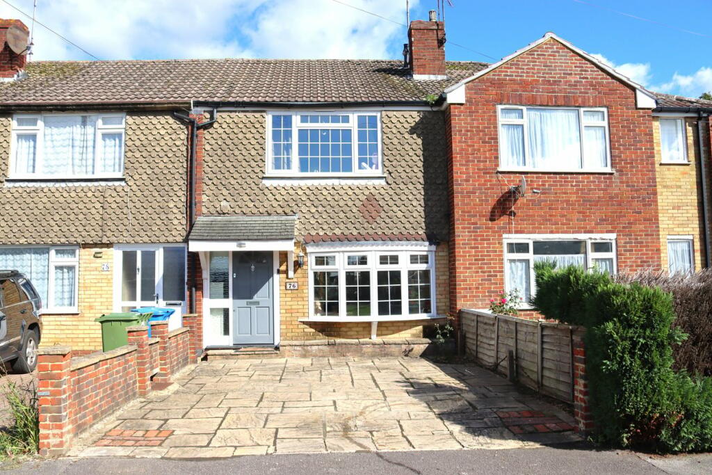 2 Bedroom Terraced House For Sale In Beta Road Farnborough Gu14