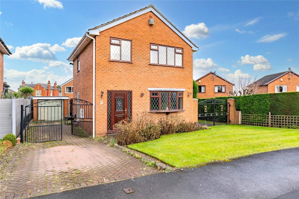 3 bedroom detached house for sale in Green Bank, Lofthouse, Wakefield ...