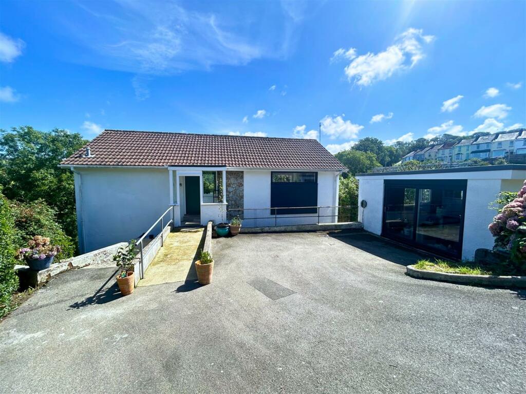 3 bedroom detached house for sale in Chambercombe Park Road, Ilfracombe ...