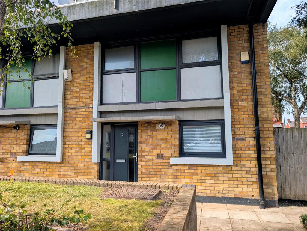 3 bedroom maisonette for sale in Langworthy Road, Salford, Greater ...