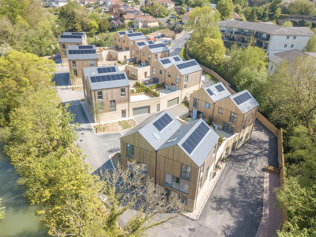 2 bedroom flat for sale in Old Timberyard, Box, SN13