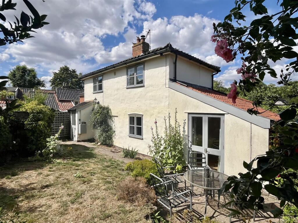 3 bedroom semi-detached house for sale in Church Street, Fressingfield ...