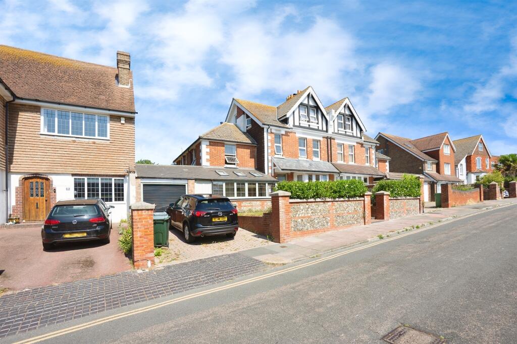 6 bedroom semi-detached house for sale in Watts Lane, Eastbourne, BN21