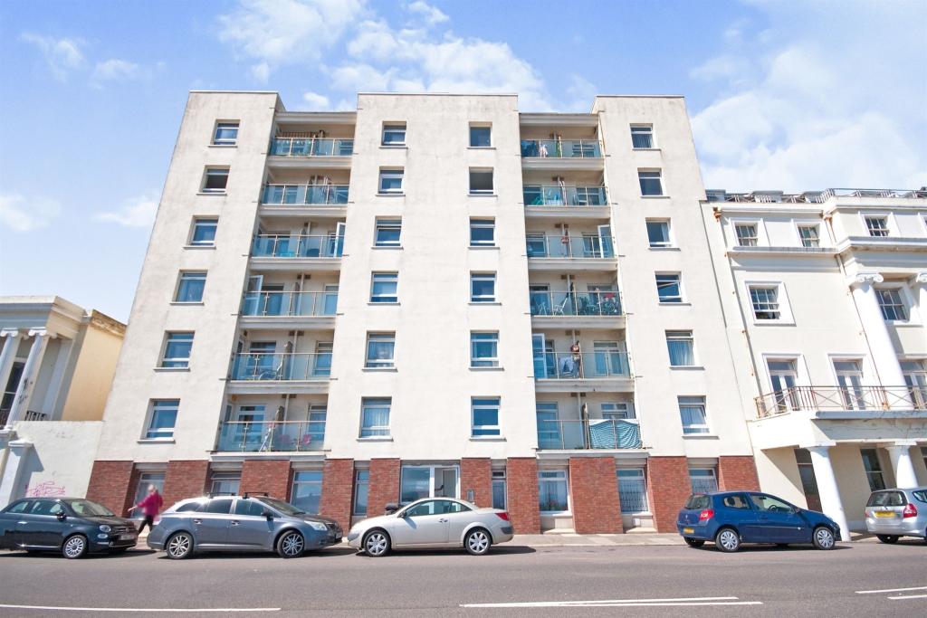 1 bedroom flat for sale in Greeba Court, St. Leonards-On-Sea, TN38