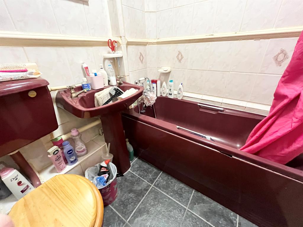 1 bedroom flat for sale in Greeba Court, St. Leonards-On-Sea, TN38