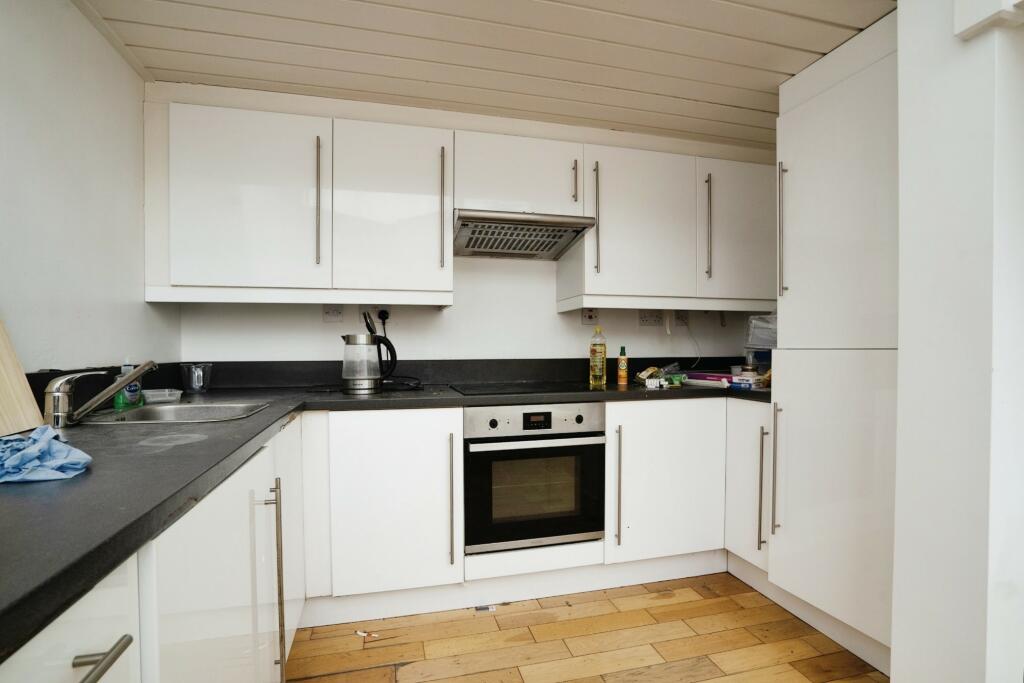 2 bedroom apartment for sale in Lee Street, Leicester, LE1