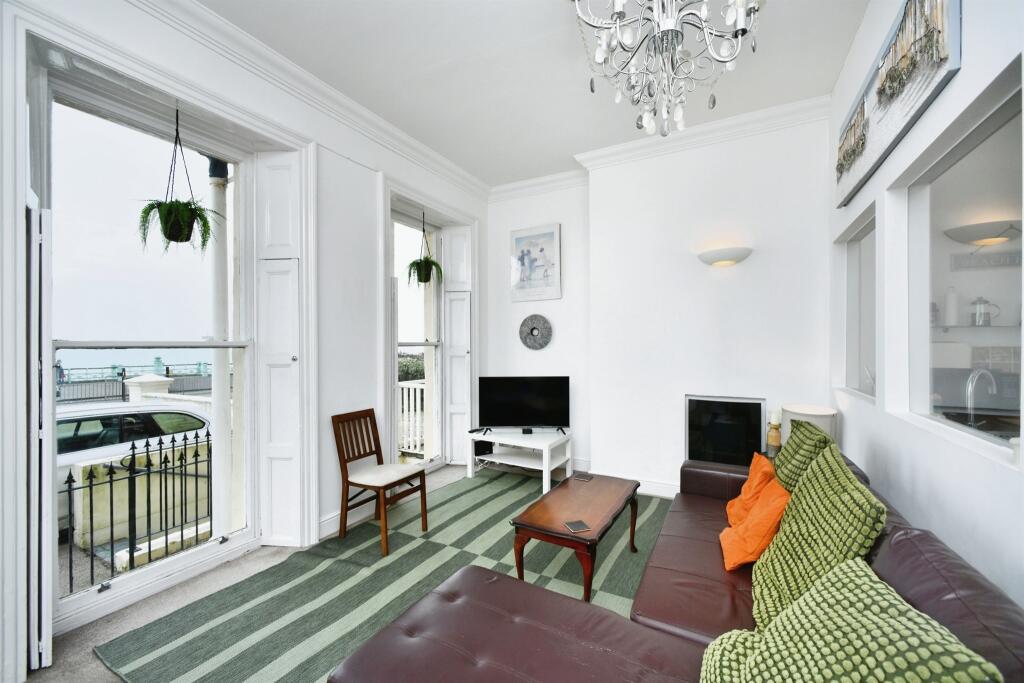 2 bedroom apartment for sale in Marine Parade, Brighton, BN2
