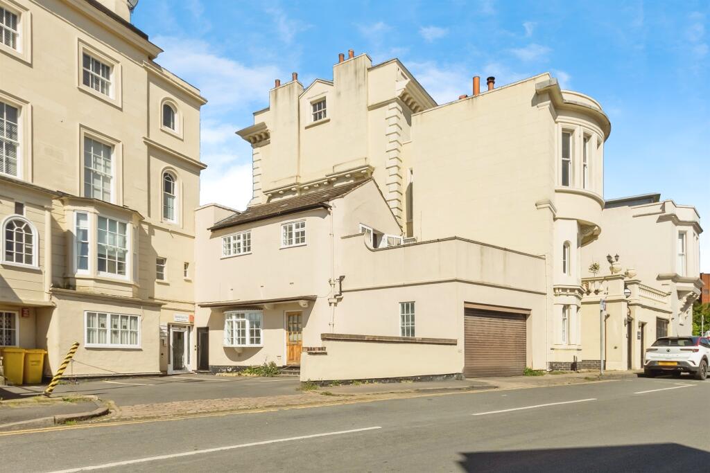 2 bedroom semi-detached house for sale in The Ropewalk, Nottingham, NG1