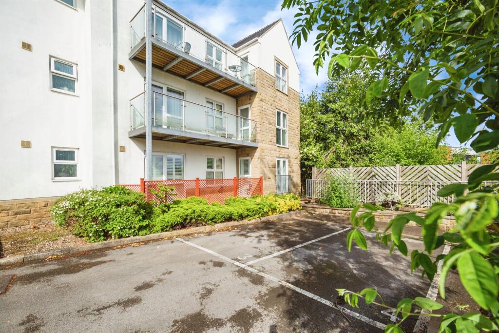 2 bedroom apartment for sale in Moorgate Road, Moorgate, Rotherham, S60